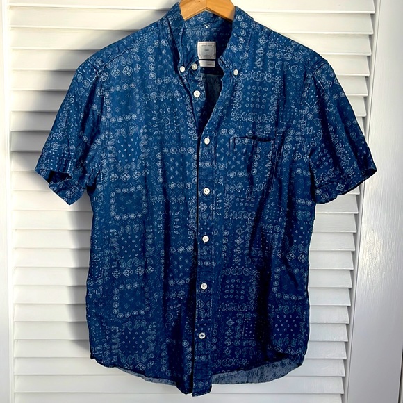 GAP | Shirts | Mens Gap Design Crafted Indigo Button Down Shirt Paisley Floral Pattern | Poshmark